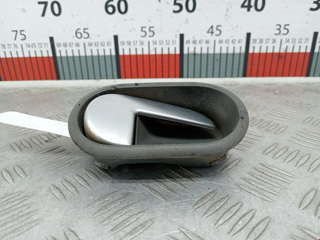 Ручка двери внутренняя передняя правая Ford Fusion 2S61A22600AFW арт. 2224165