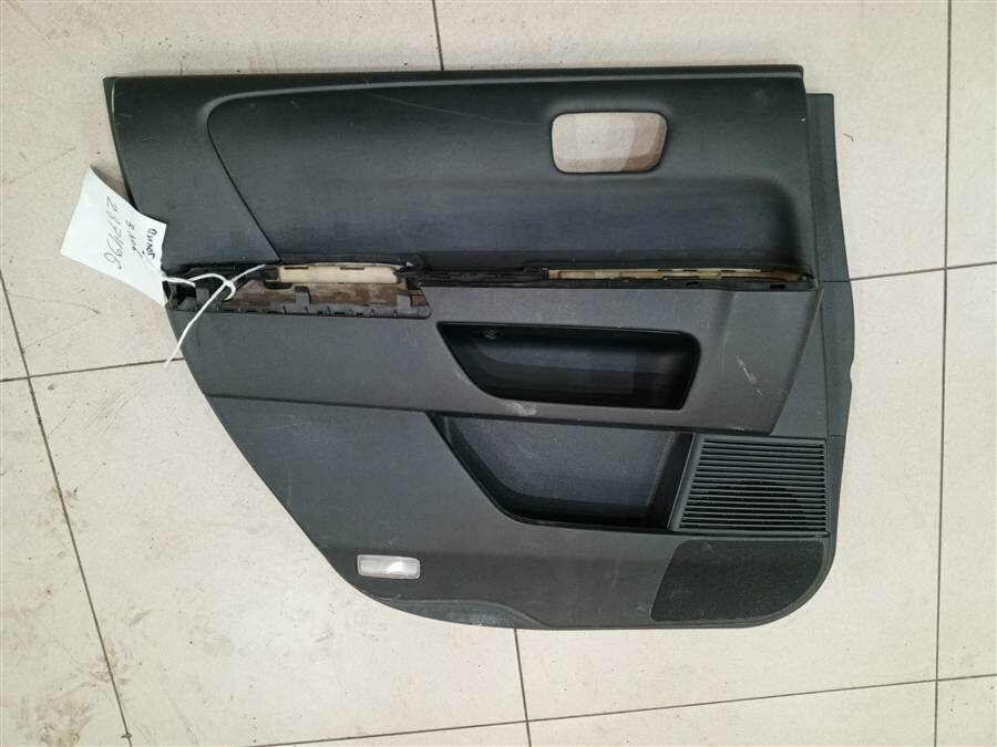Обшивка двери задней левой от Honda Pilot 2008-2015