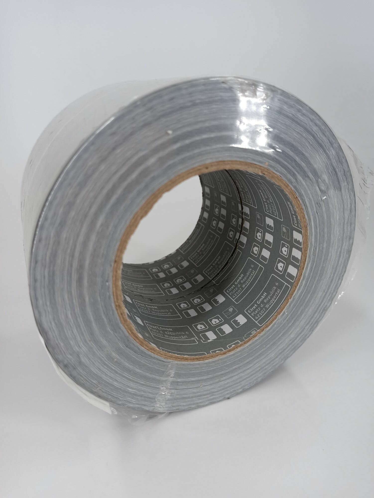 Лента ПВХ армированная серебристая Color Expert 96215010/96215002 (48мм*50м)