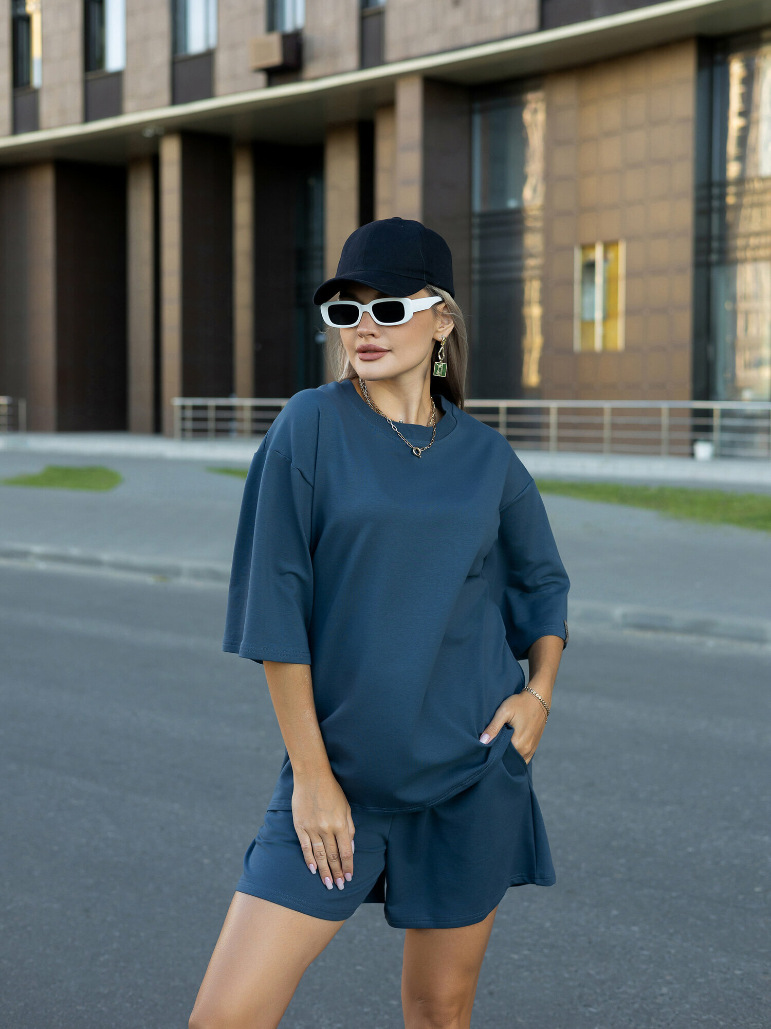 Комплект одежды женский спортивный домашний с шортами и футболкой футер 2-нитка премиум, усиленные швы оверсайз