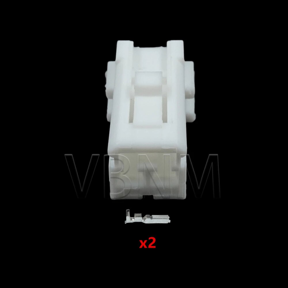 2-контактный 174460-1 174463-1 368538-1 7123-8326 Автоматический разъем Автомобильная аудиосистема Динамик Мультимедийный центральный разъем аудиосистемы