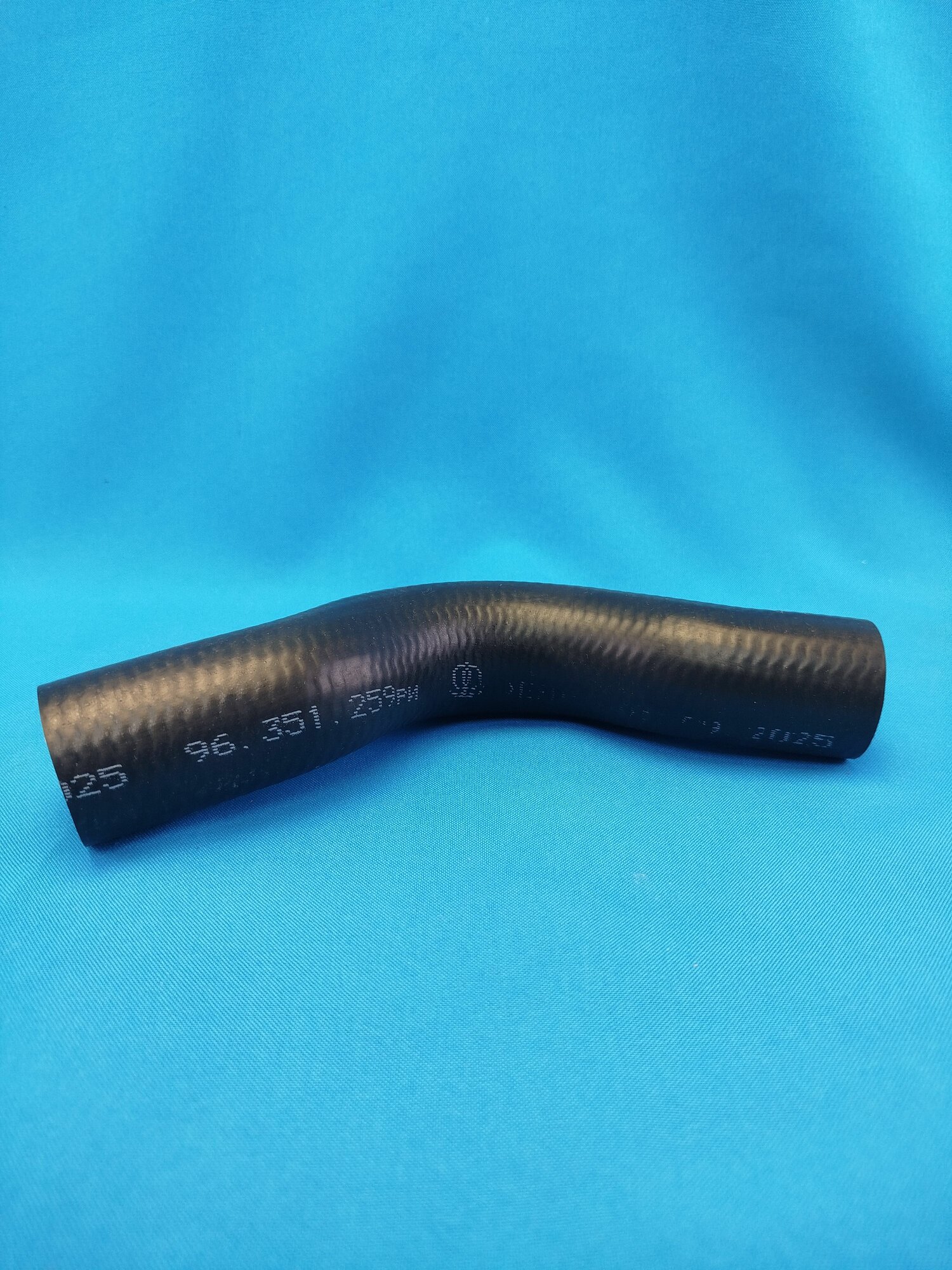 Патрубок радиатора верхний "БРТ" для а/м Chevrolet (Daewoo) Lanos 8кл. без кондиционера