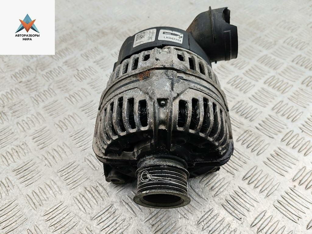 Генератор BMW 3 E46 рест. 2002 LRA02204