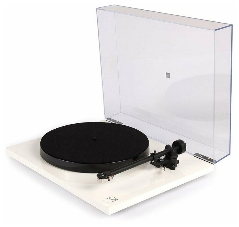 Виниловый проигрыватель Rega PLANAR 1 Plus белый
