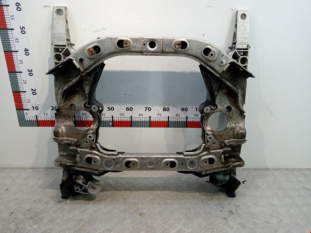 Балка подмоторная (подрамник) Mercedes S-Class (W222) арт. 2247237