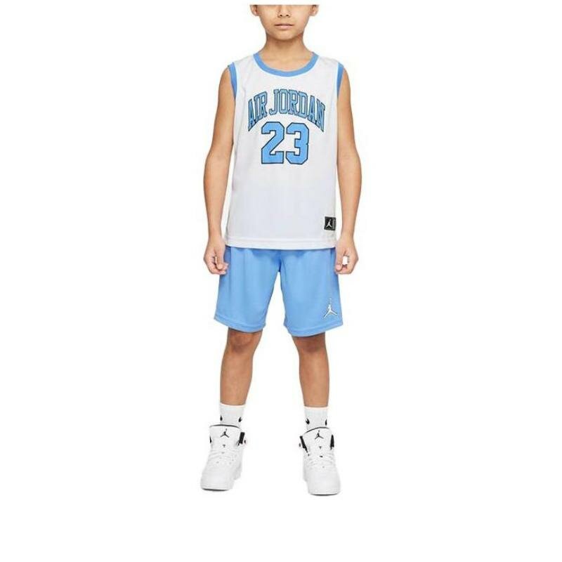 Комплект одежды