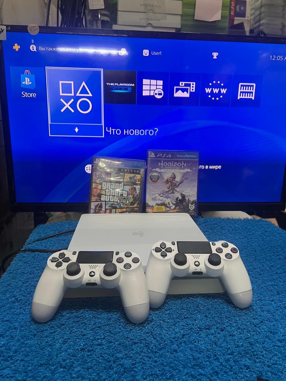 Игровая приставка PlayStation 4 slim, белая, 1TB, с джойстиками, c играми GTA 5, Horizon Zero Down
