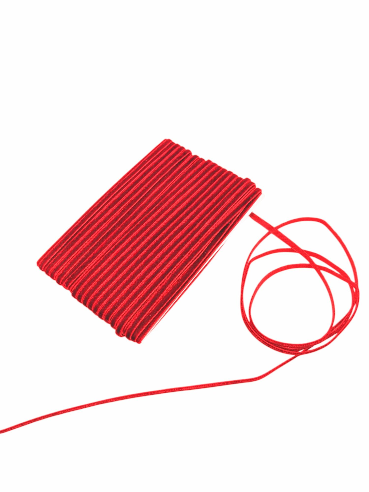 Узкая бархатная лента 3 мм, красного цвета, 5 метров