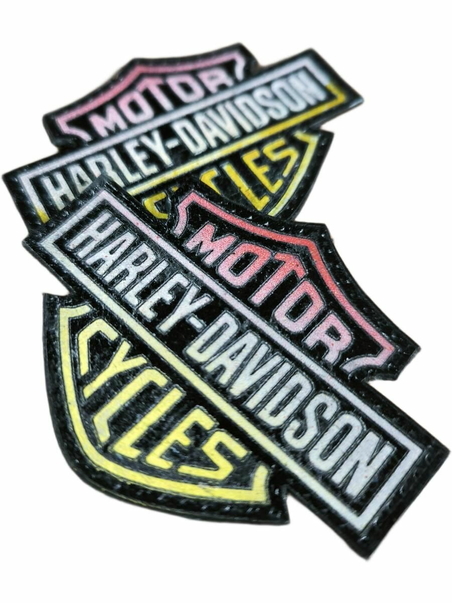 Кожаная нашивка Харлей - Дэвидсон, 74x55мм, ручная, авторская работа, финишная обработка