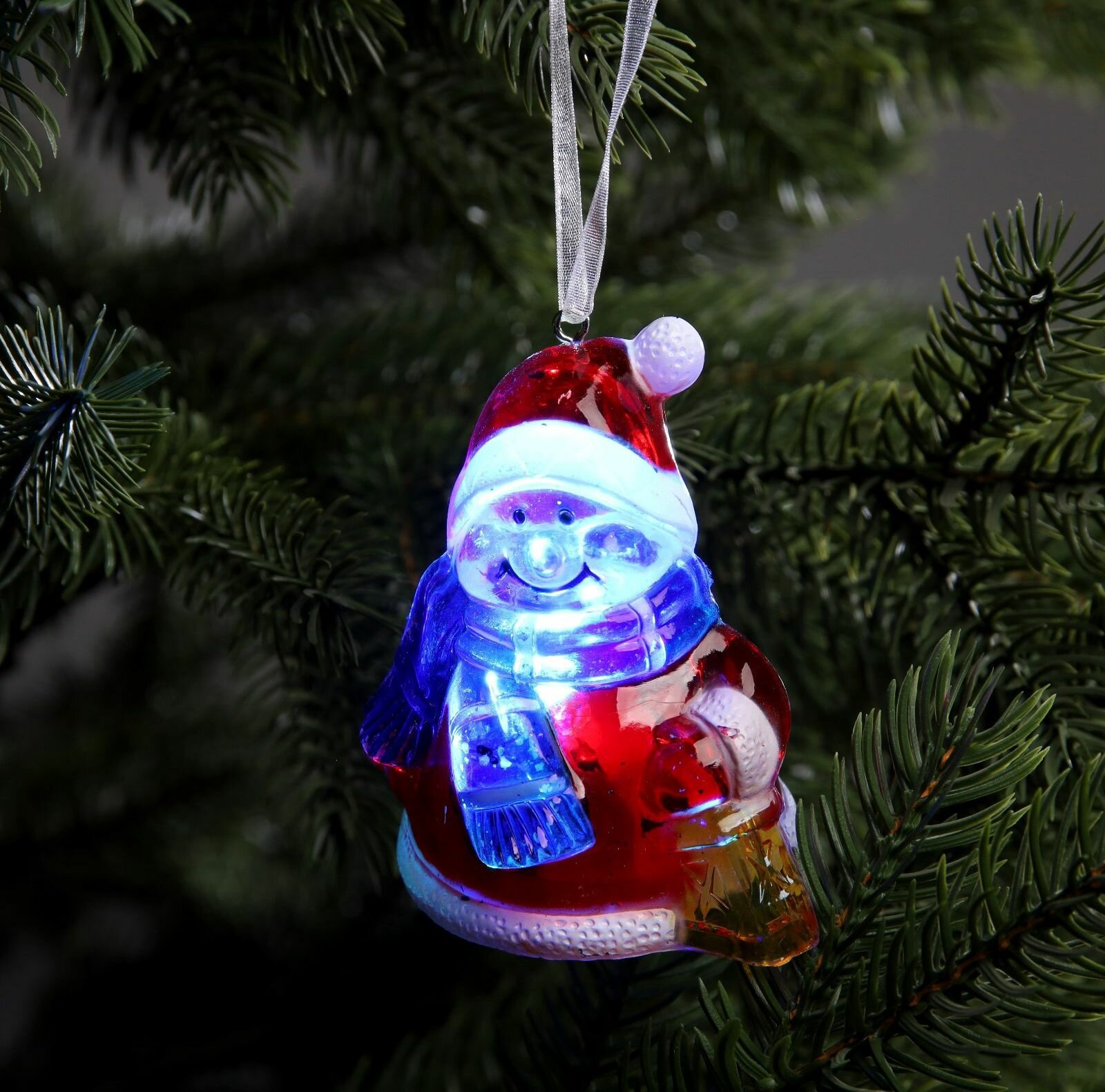 Ёлочная игрушка "Снеговик", подвесная световая фигура на ёлку, новогодний декор с подсветкой, интерьерное украшение на Новый Год, свечение мульти (RGB), 8 см