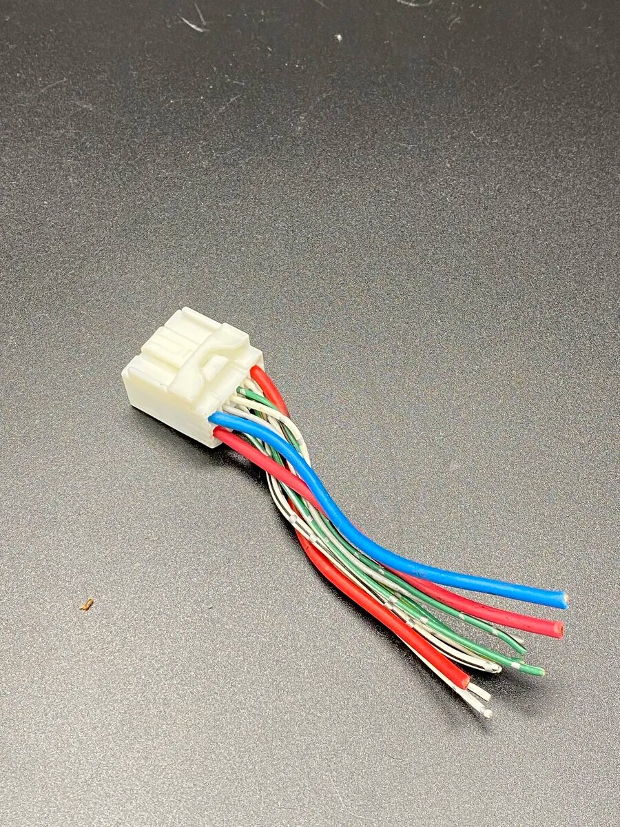 Разъем ( Фишка ) Кнопки стеклоподъемника Контрактный Toyota