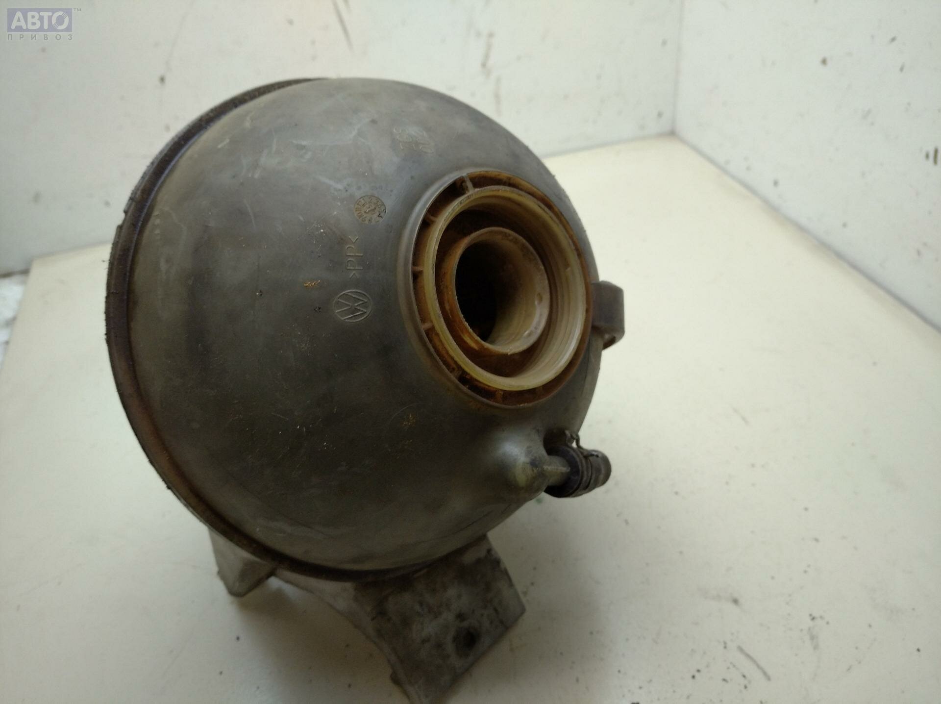 Бачок расширительный Volkswagen Crafter