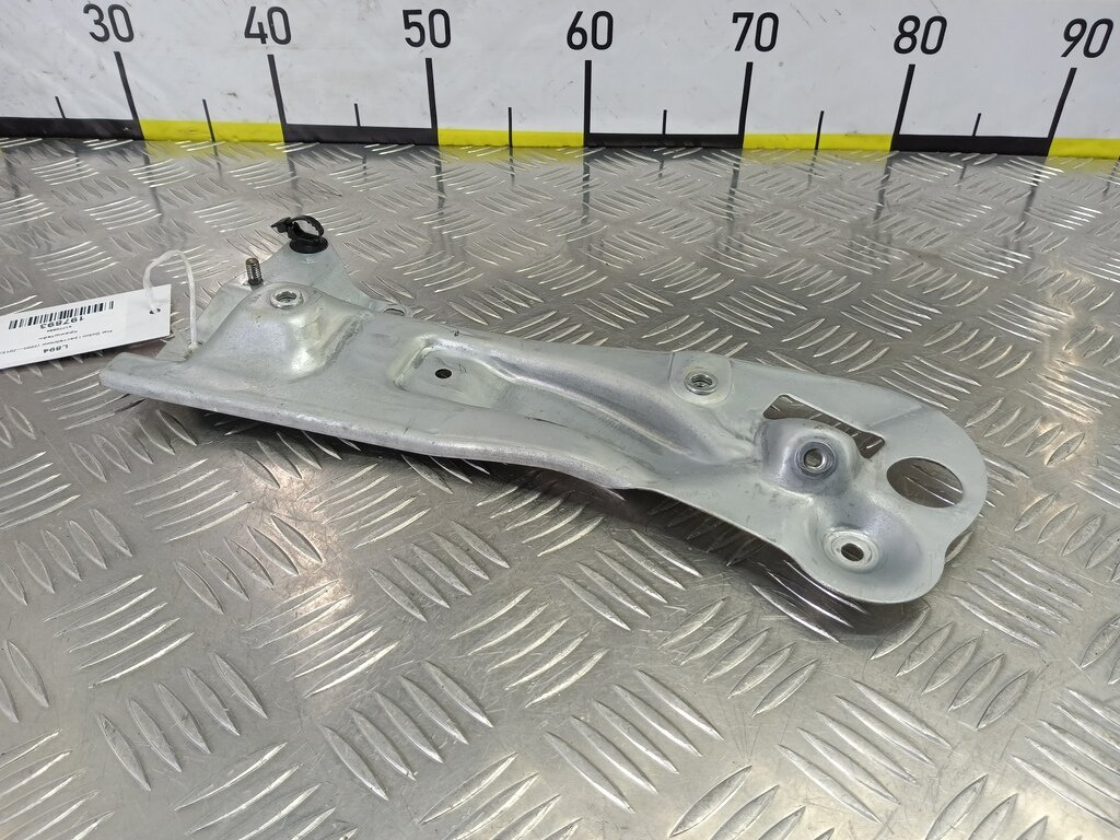 Кронштейн Б/У для Fiat Doblo I рестайлинг (2005—2015) 51770694