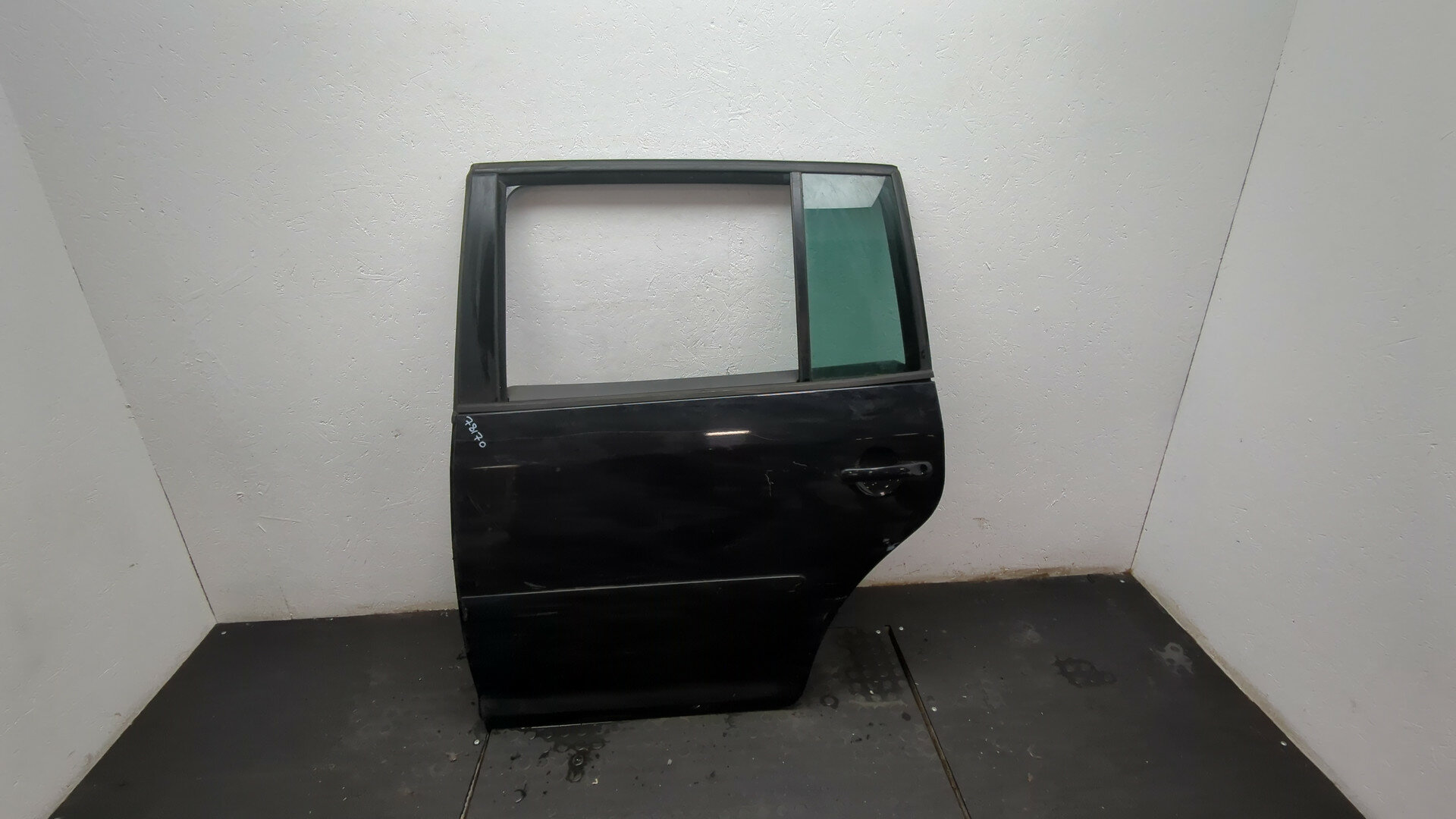 Дверь боковая (легковая) левая задняя Volkswagen Touran Б/У