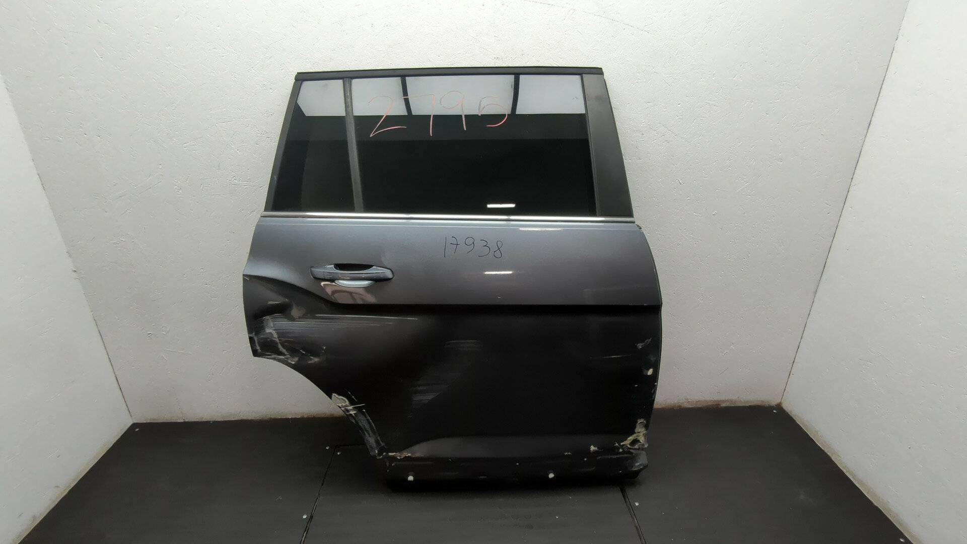 Дверь боковая (легковая) правая задняя Volkswagen Atlas Б/У