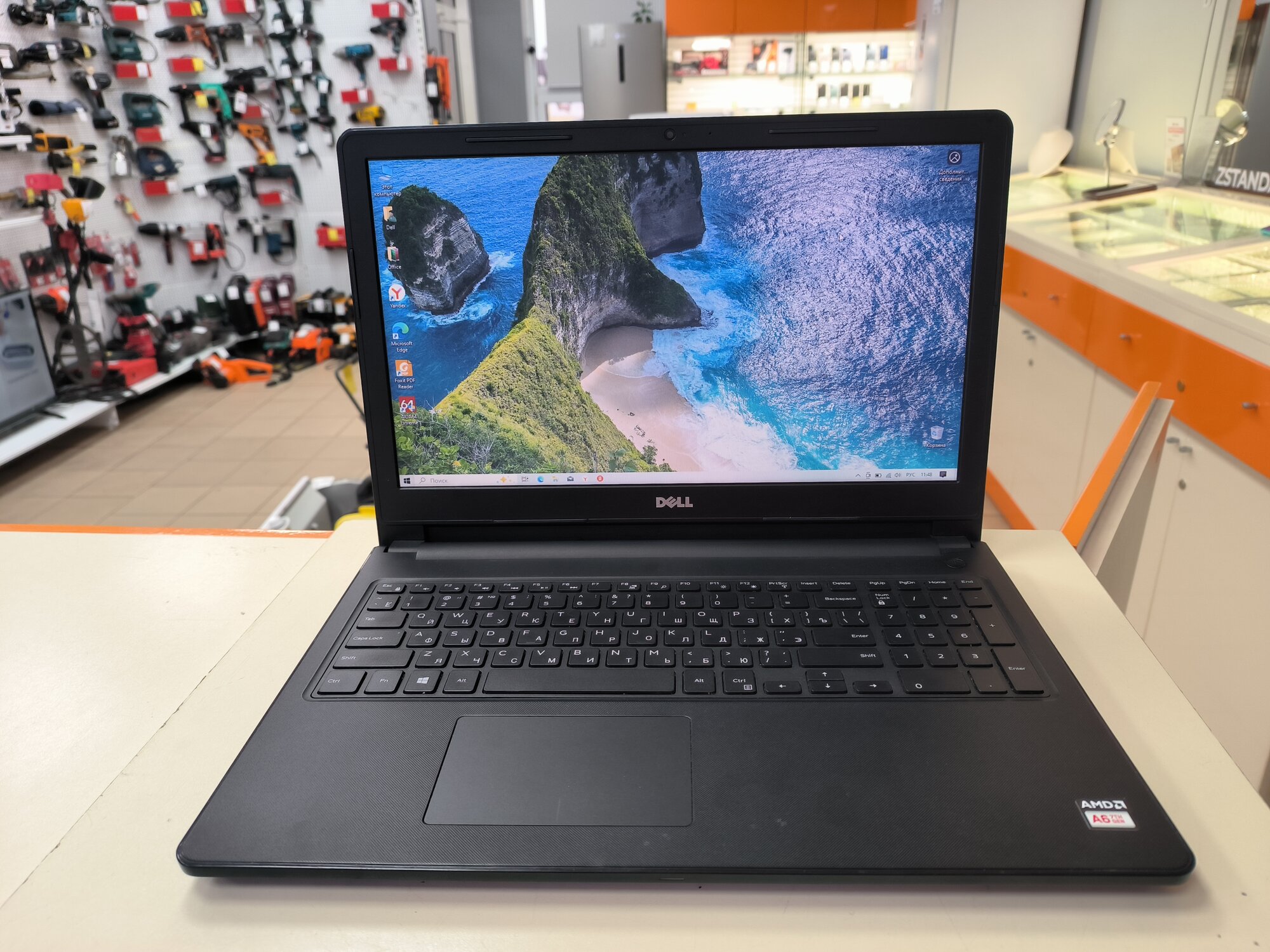 Ноутбук DELL Inspiron 15 45173 (A6-9225/4Gb/500Gb/AMD Radeon R4 series/15") Б\У уценка