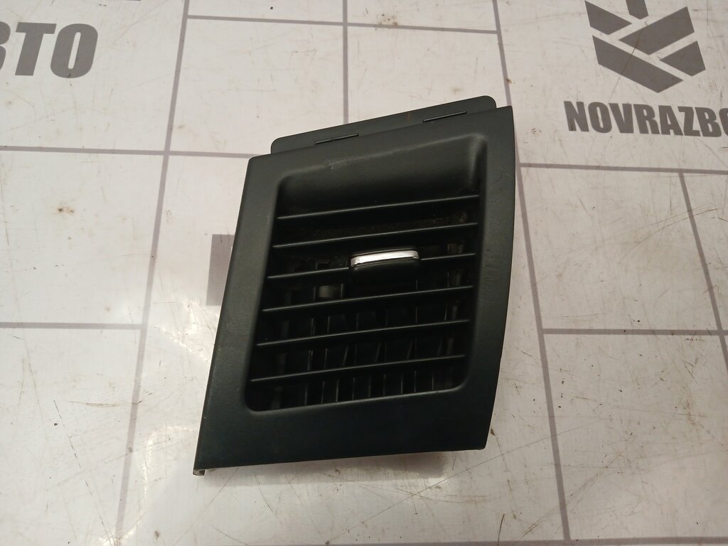 Дефлектор воздушный Mitsubishi Lancer 10 CX CY 07-17