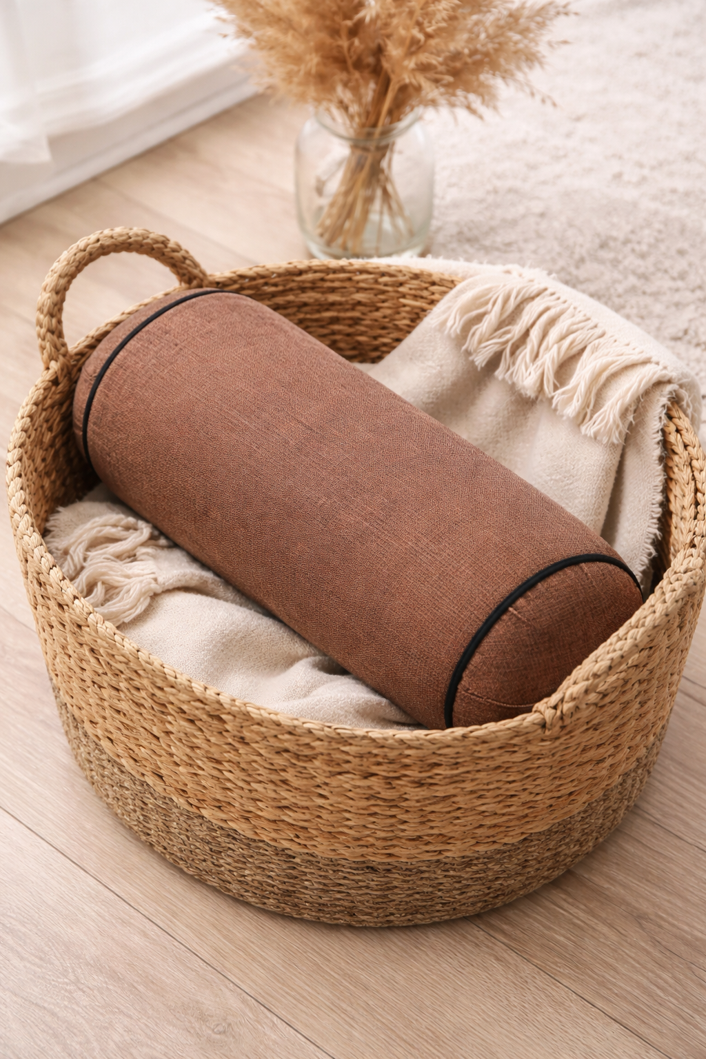 Подушка для йоги BIO-TEXTILES, цилиндр, 50x22 см, коричневая, с лузгой