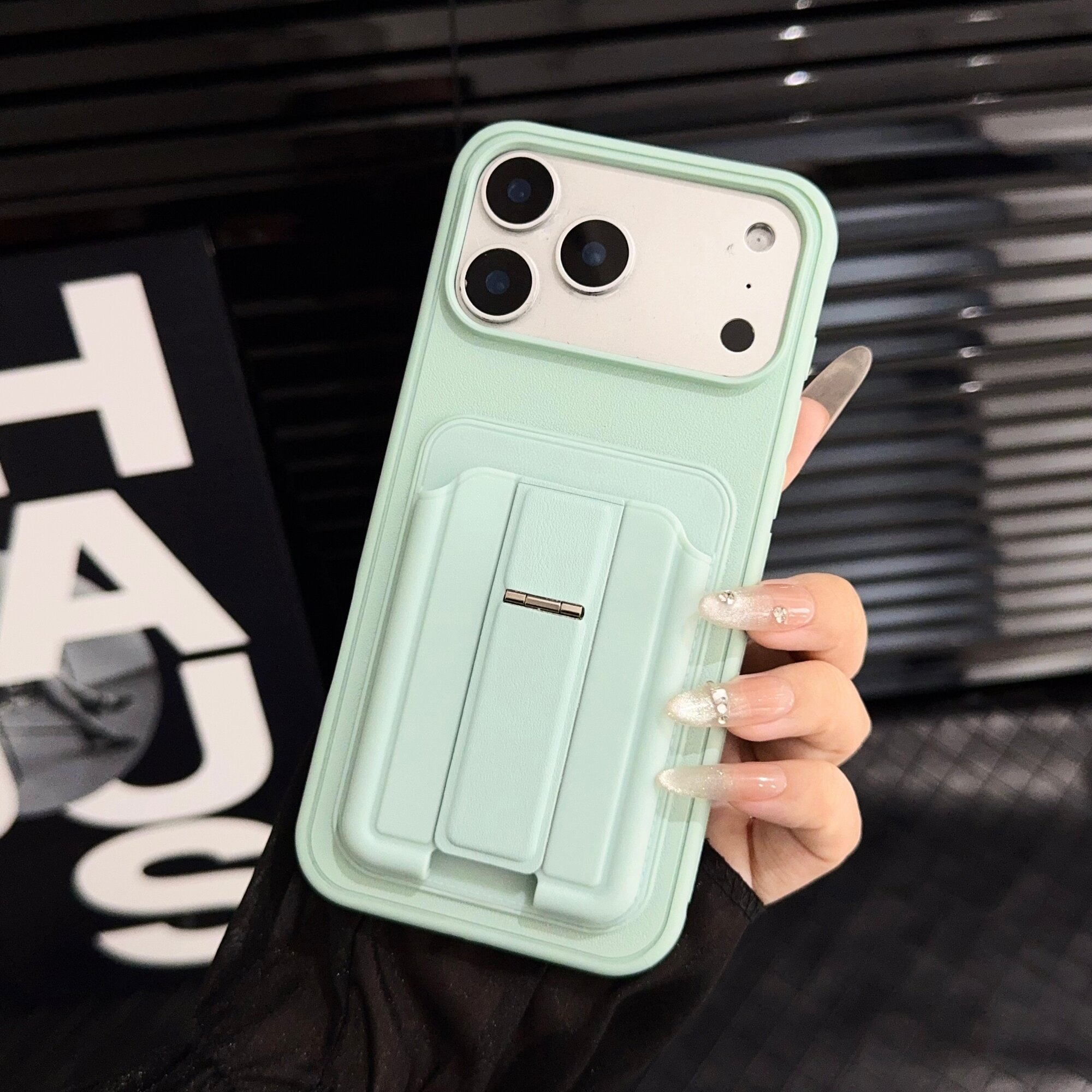 Чехол для Apple iPhone 17 Pro / Айфон 17 Про, soft touch, чехол-кардиомонитор, искусственная кожа, поликарбонат (PC), защита камеры, ударопрочный, усиленные углы, держатель поп-сокет, Apple,