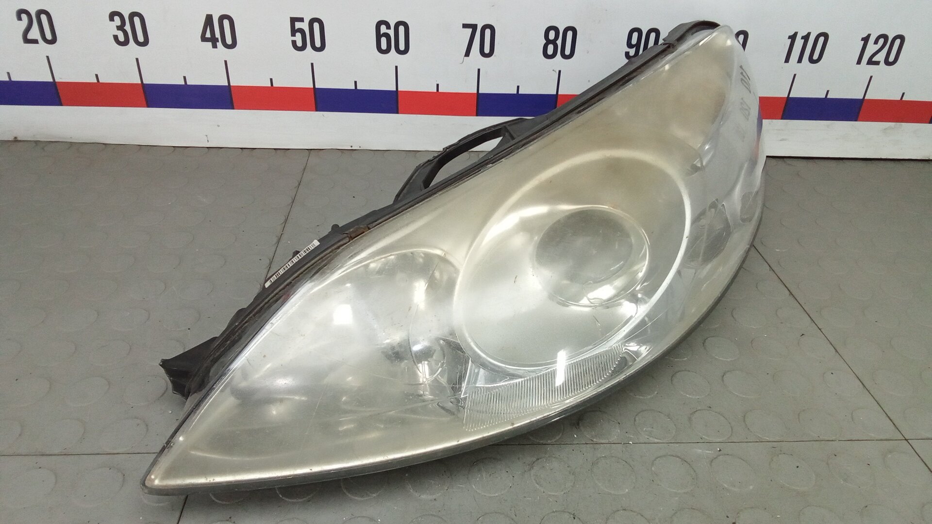 Фара левая PEUGEOT 407