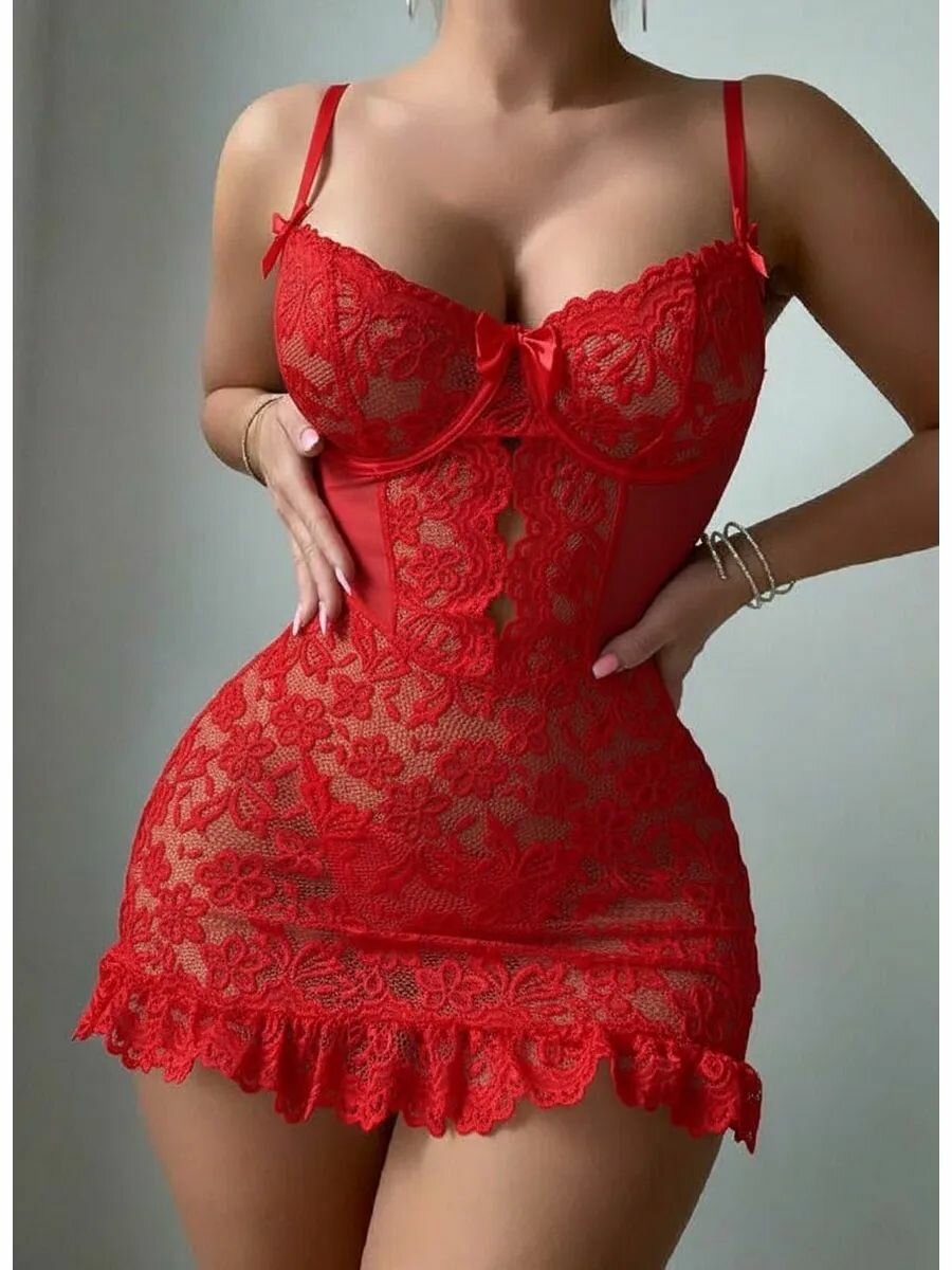 Сорочка черная кружевная со стрингами; Короткая ночная рубашка на подтяжках