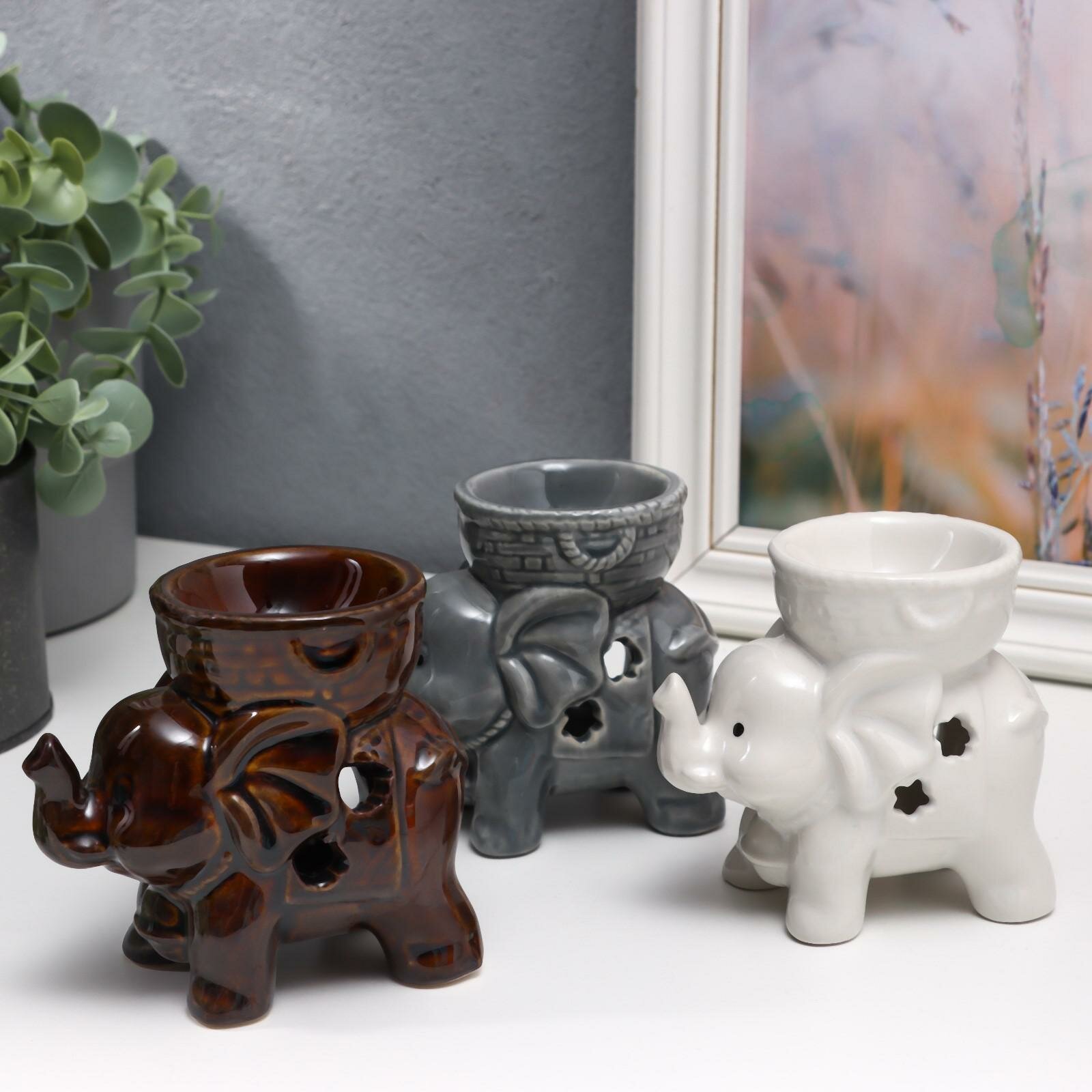 Аромалампа для эфирных масел «Слоненок», керамика, глянец, 9×9.5×6 см, микс