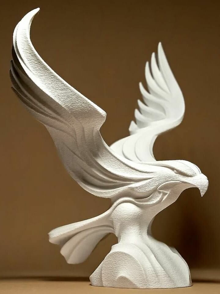 Статуэтка орла