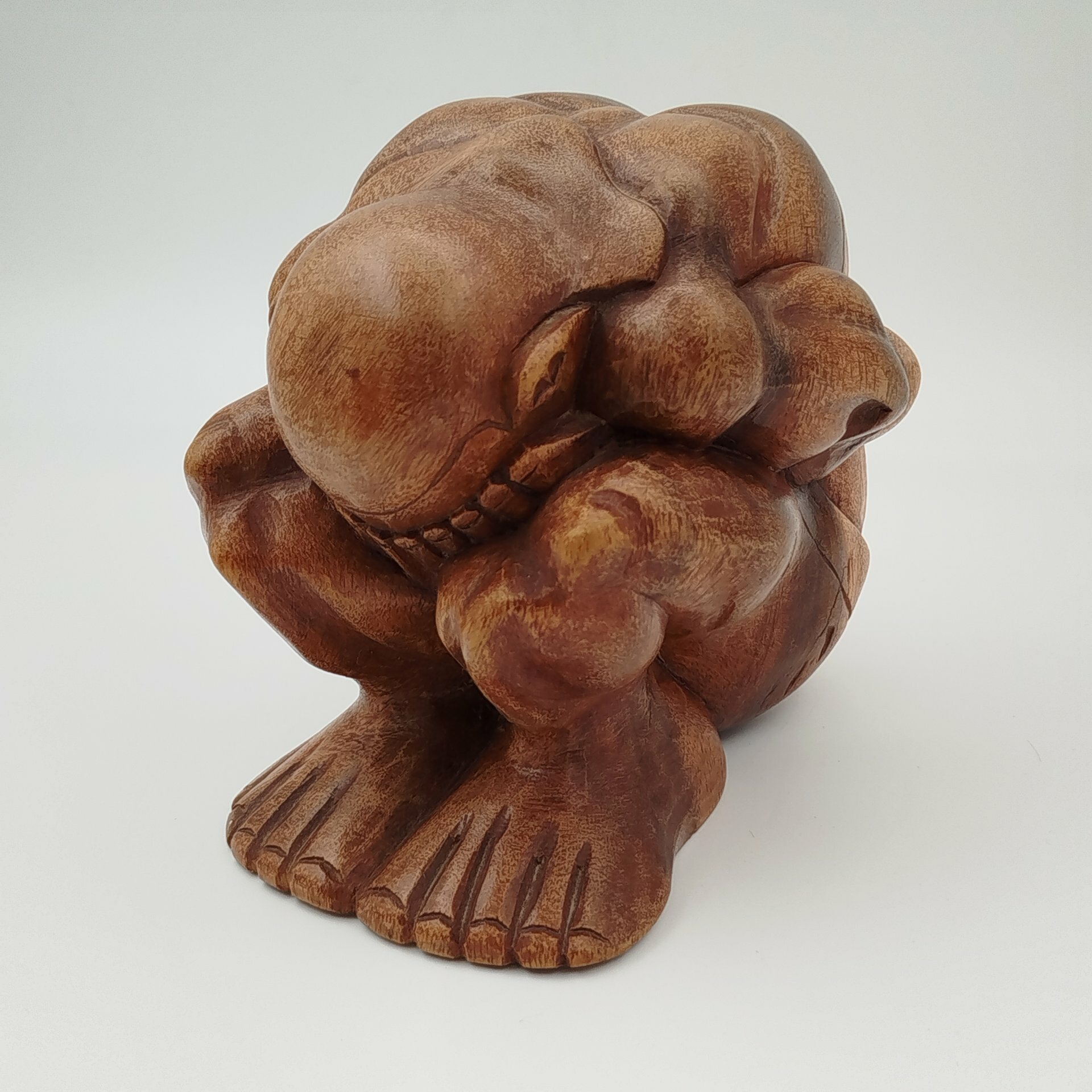Статуэтка "Плачущий монах", дерево, резьба, Азия, 1990-2000 гг.