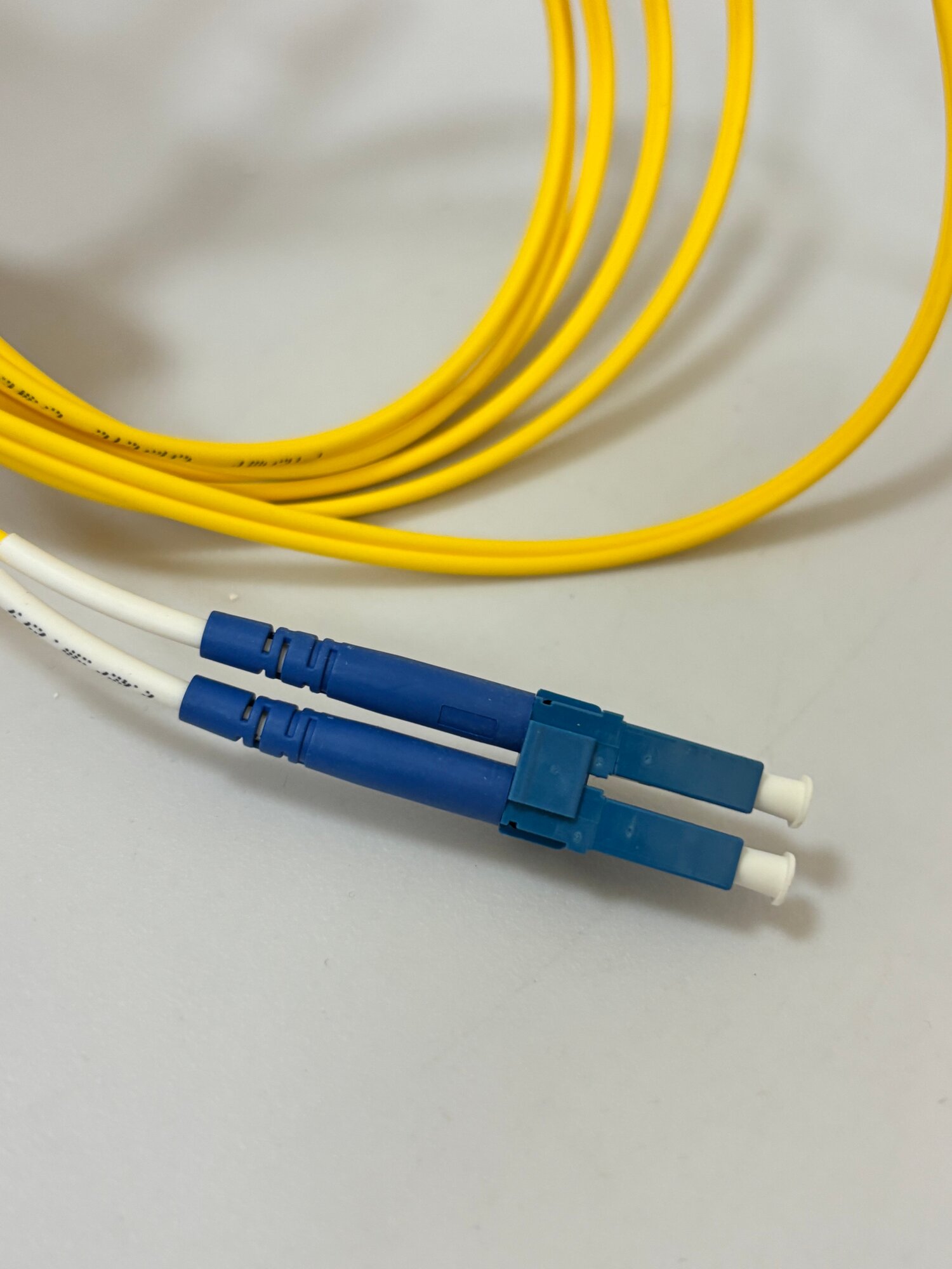 Патч-корд оптический шос-LC upc/lc upc-SM-2 м