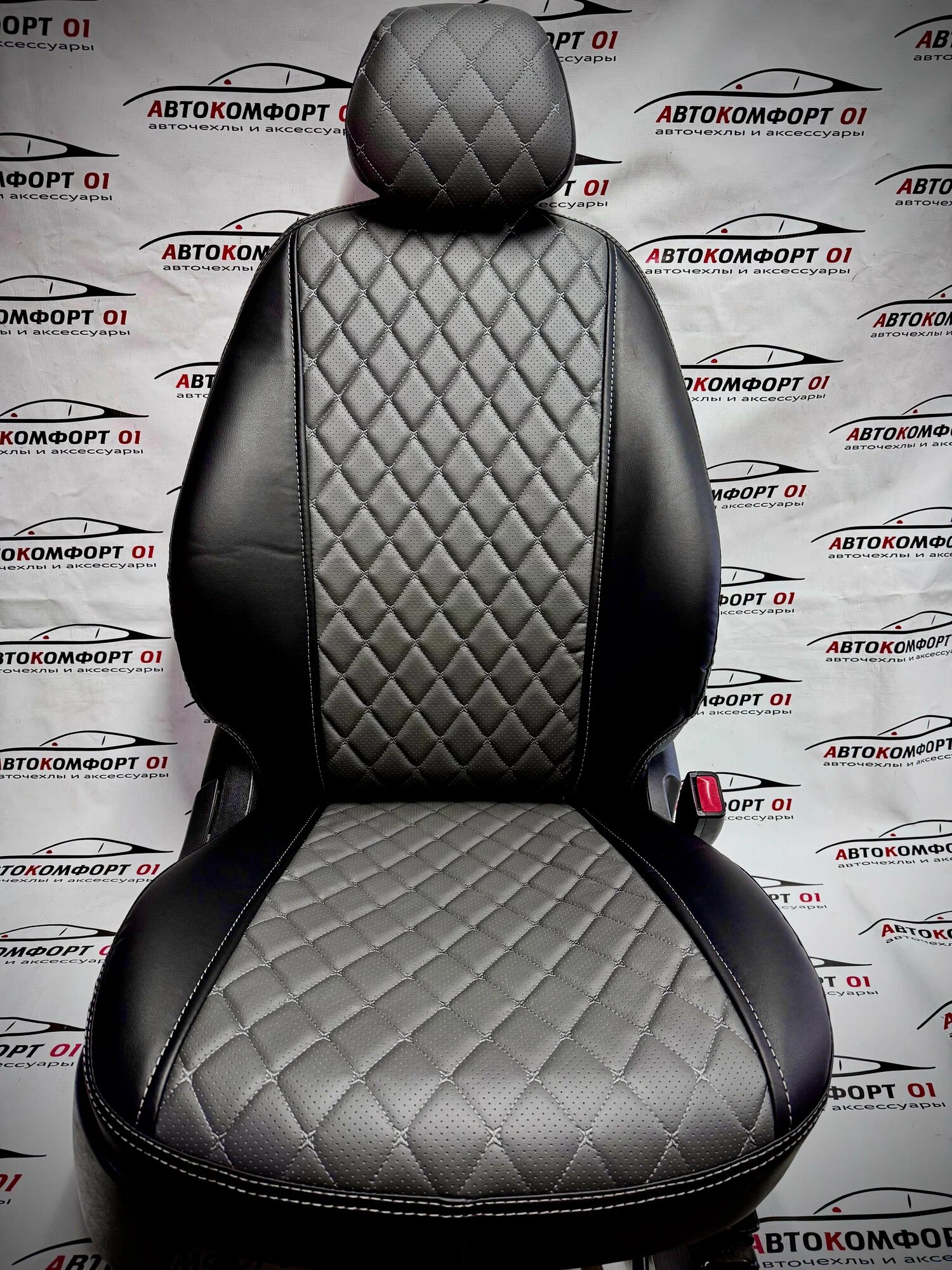 Комплект чехлов ELITE для Haval Jolion I с 20 г. Экокожа, ромб, серый, серая строчка.
