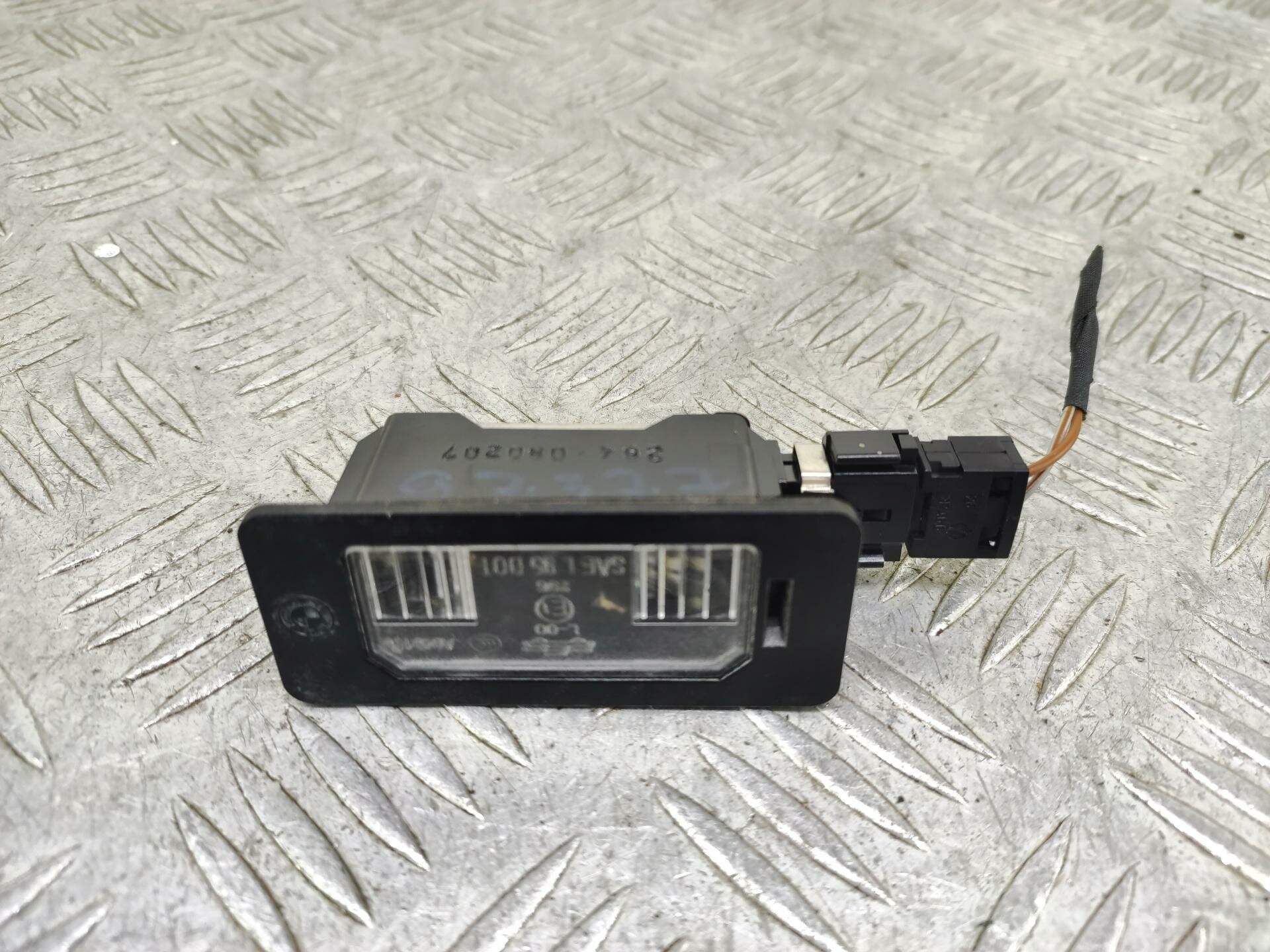 Подсветка номера BMW 5 E60/E61 рест. E60 (2007 - 2010) 717693404