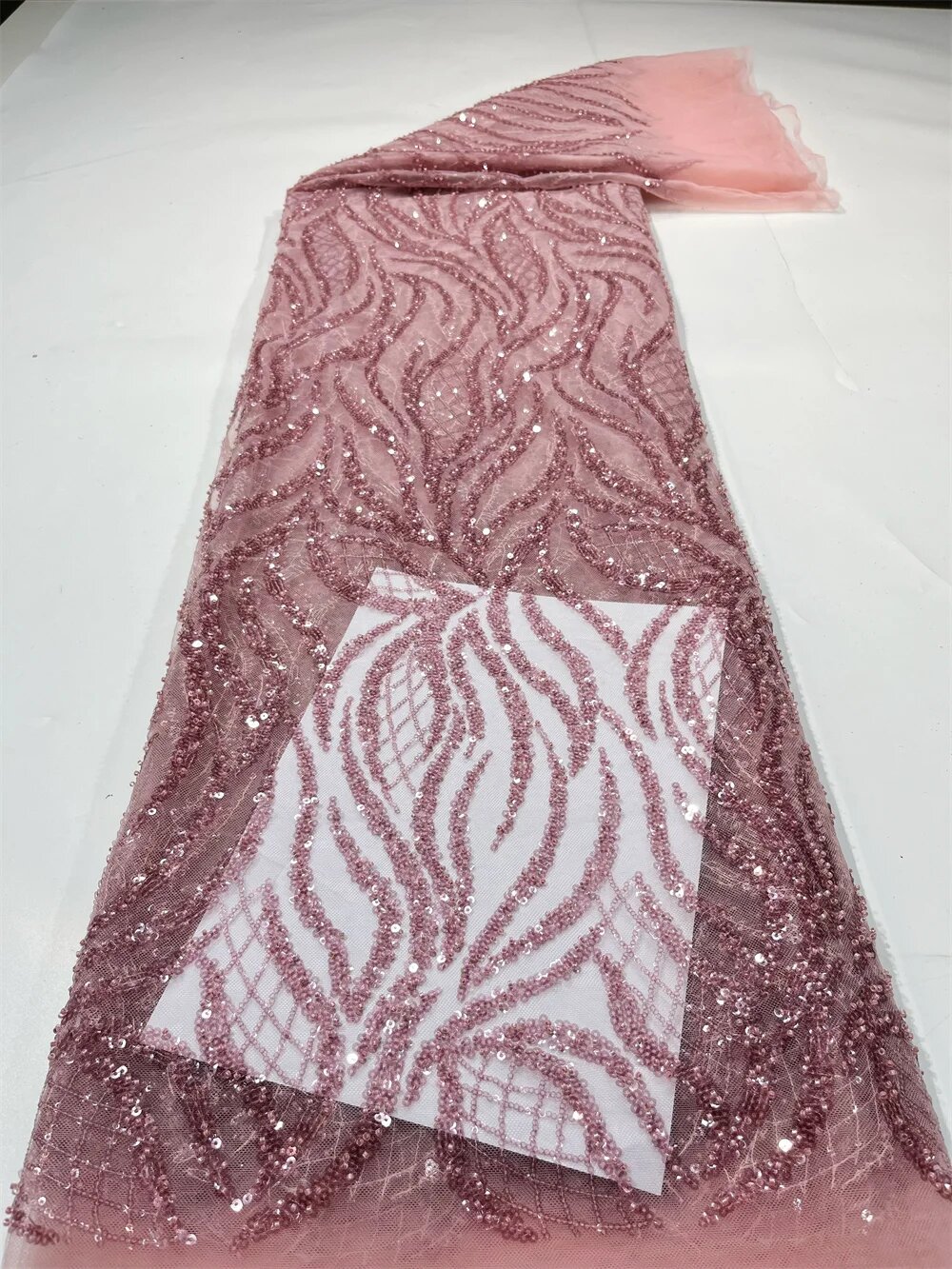 Розовая кружевная ткань с бисером, 5 yard, R6