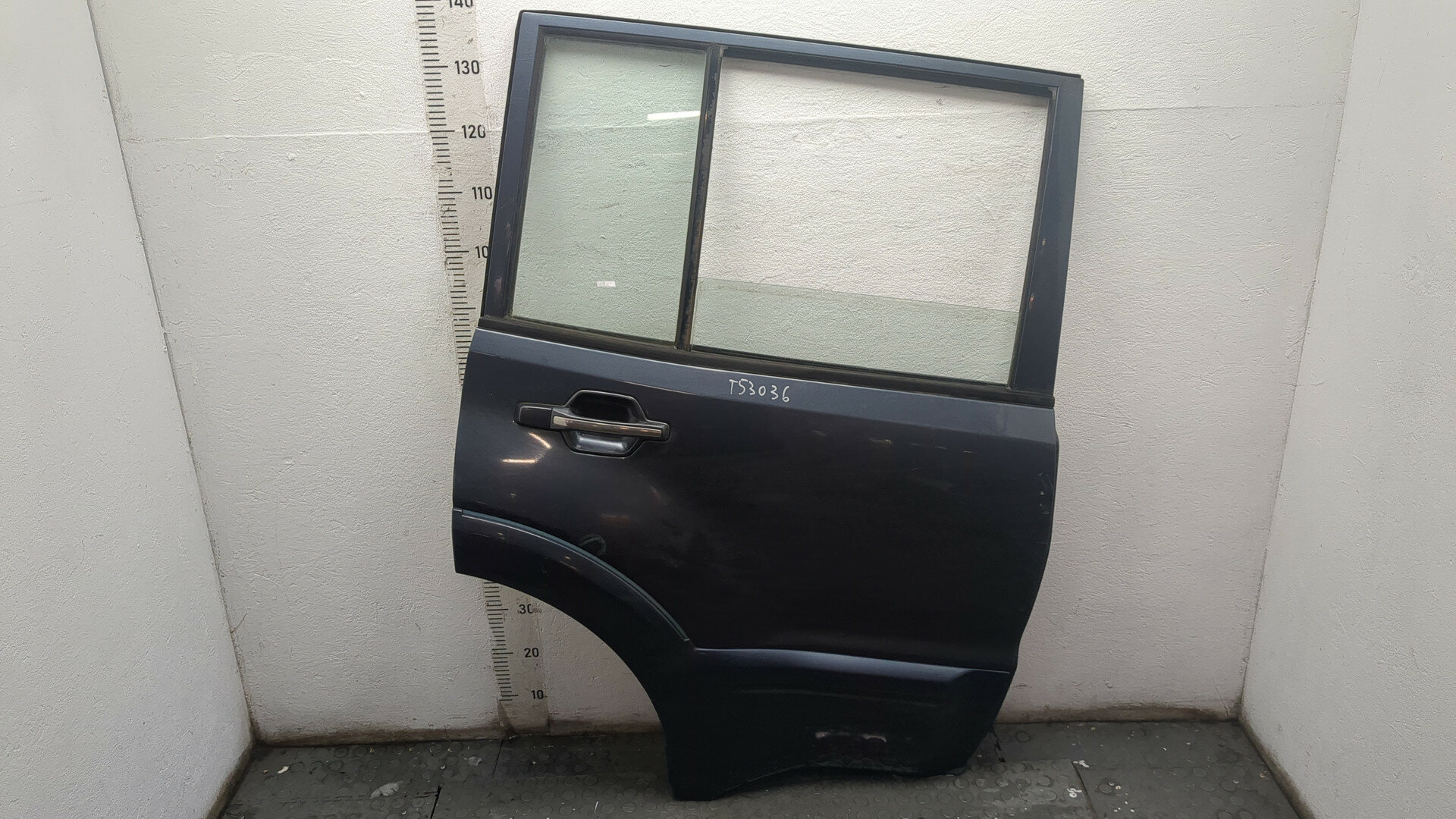 Дверь боковая (легковая) правая задняя Mitsubishi Pajero / Montero Б/У