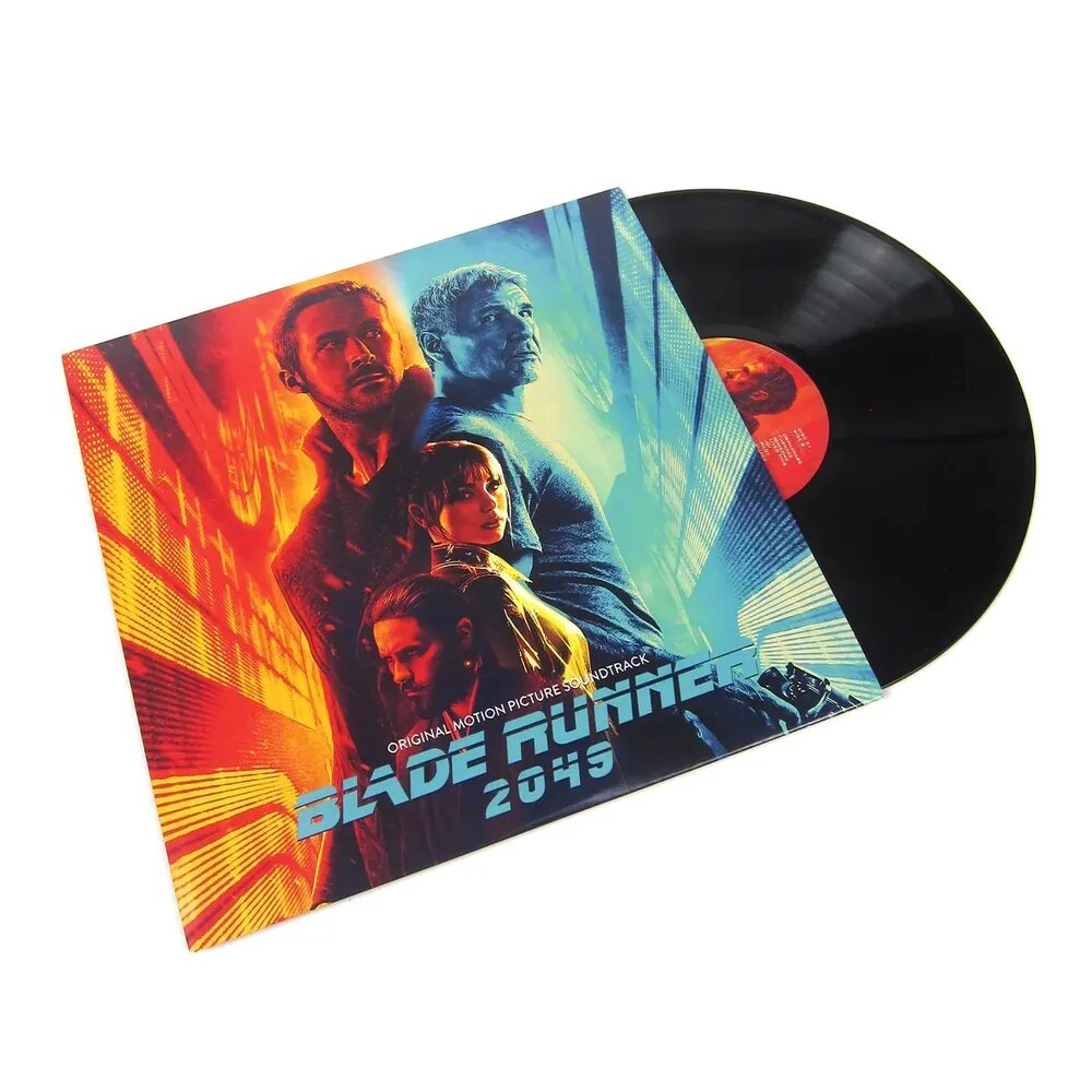 Саундтрек к фильму Бегущий по лезвию 2049; виниловая пластинка Hans Zimmer, Benjamin Wallfisch Blade Runner 2049 (Original Motion Picture Soundtrack) (2LP)