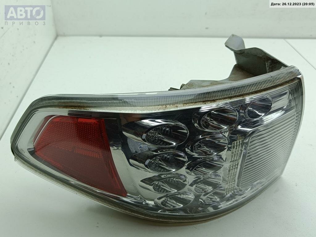 Фонарь задний левый Subaru Impreza