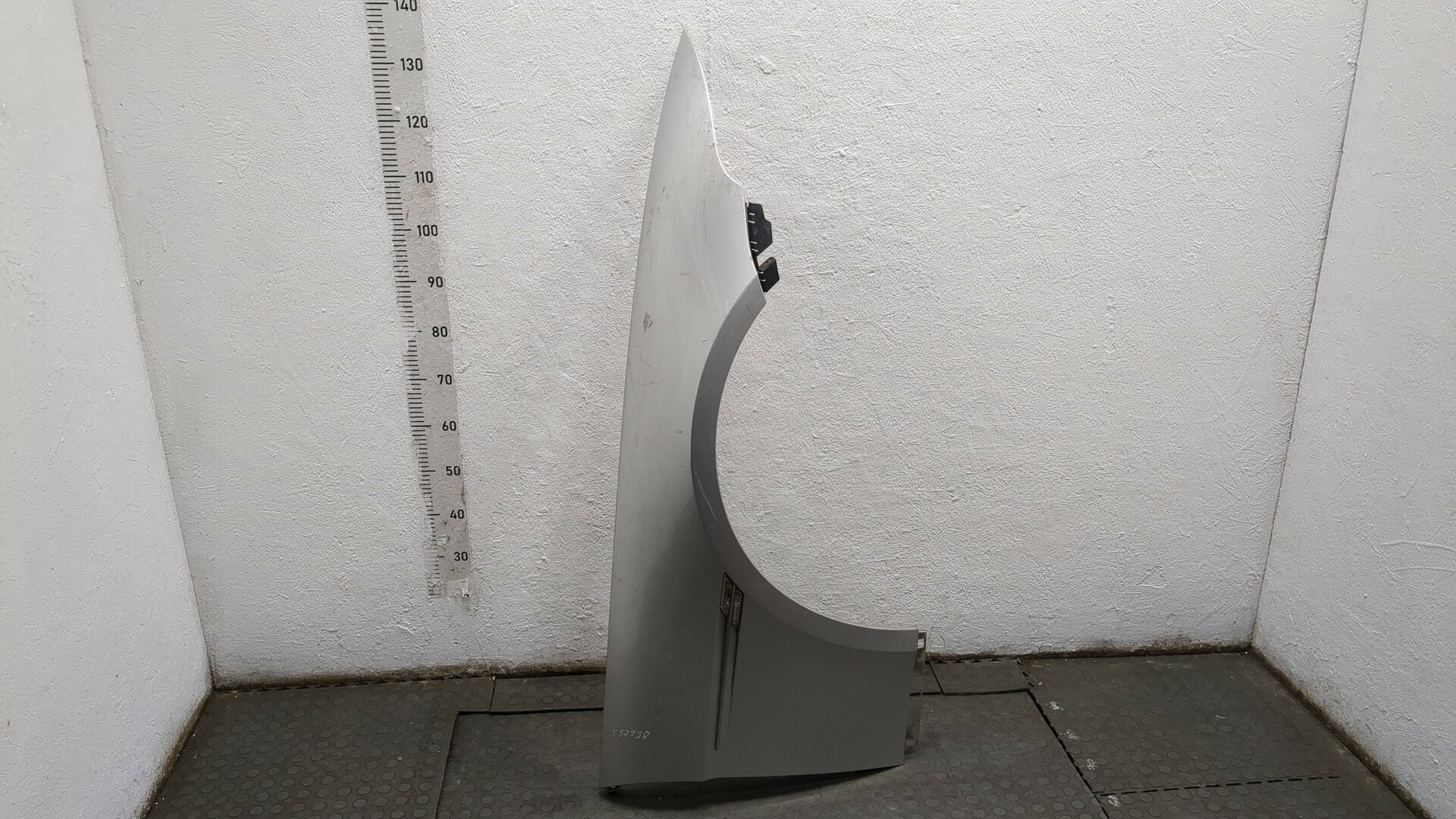 Крыло правое переднее BMW 6 E63 Б/У