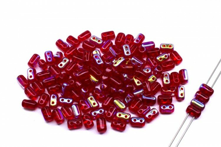 Бусины Rulla 3х5мм, отверстие 0,8мм, цвет 90080/28701 красный прозрачный АВ, 711-123, 10г (около 100шт)