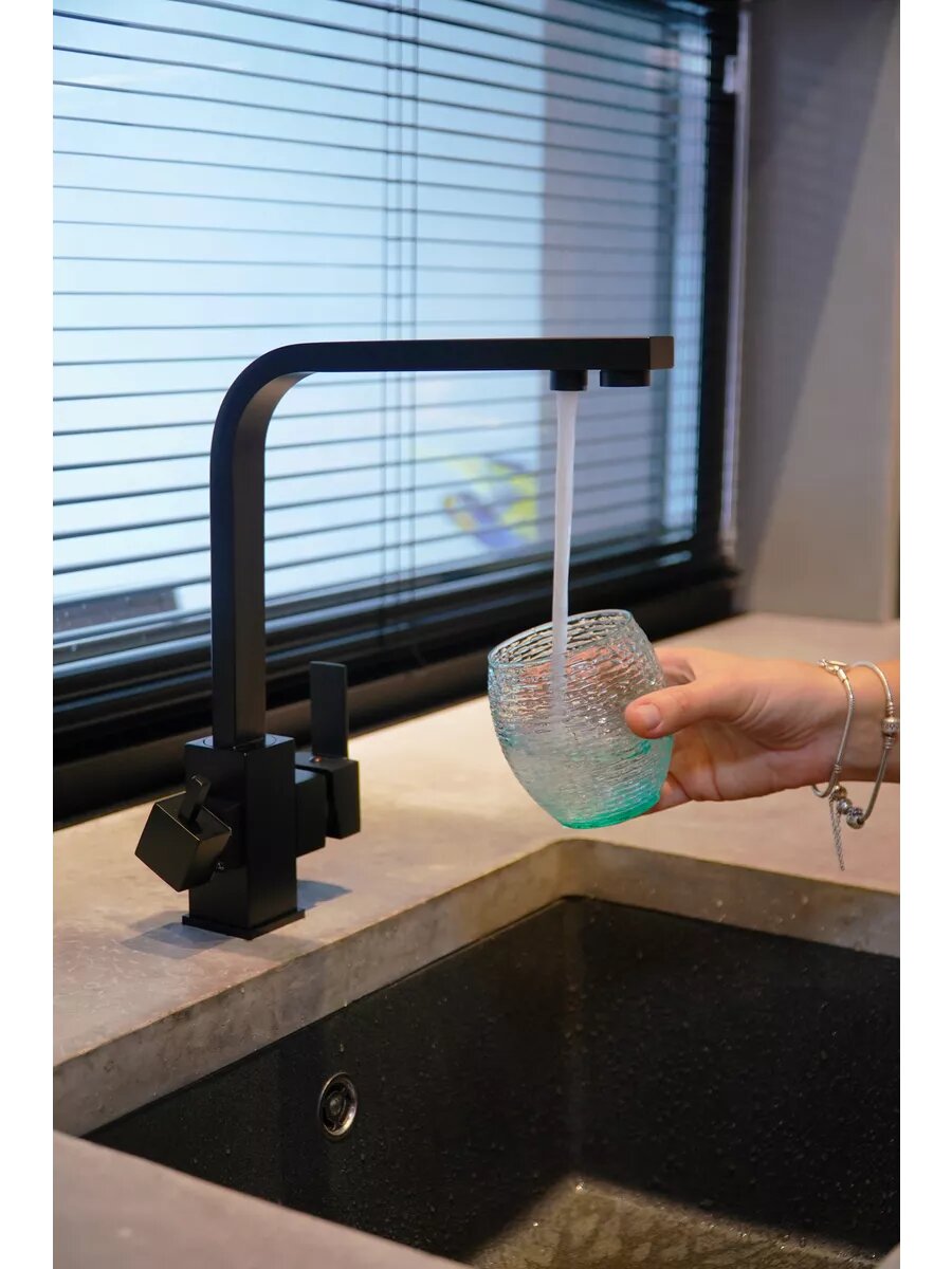 Смеситель для кухни