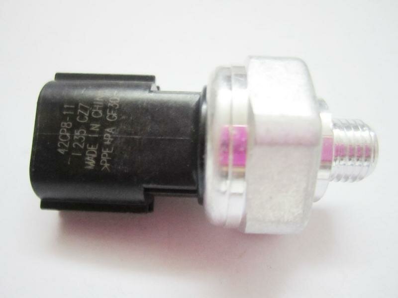 NISSAN 921361FA0A Датчик давления кондиционера
