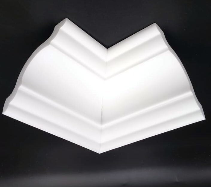 Угол внутренний к плинтусу BelloDeco C7/70 UV, 1шт