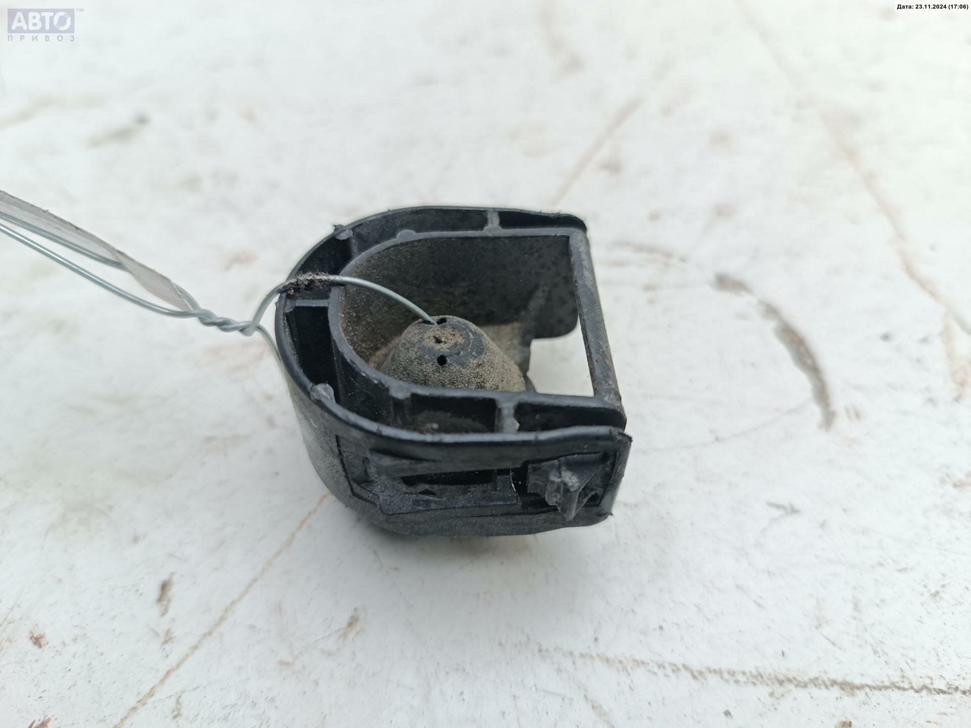 Кронштейн радиатора Peugeot 407