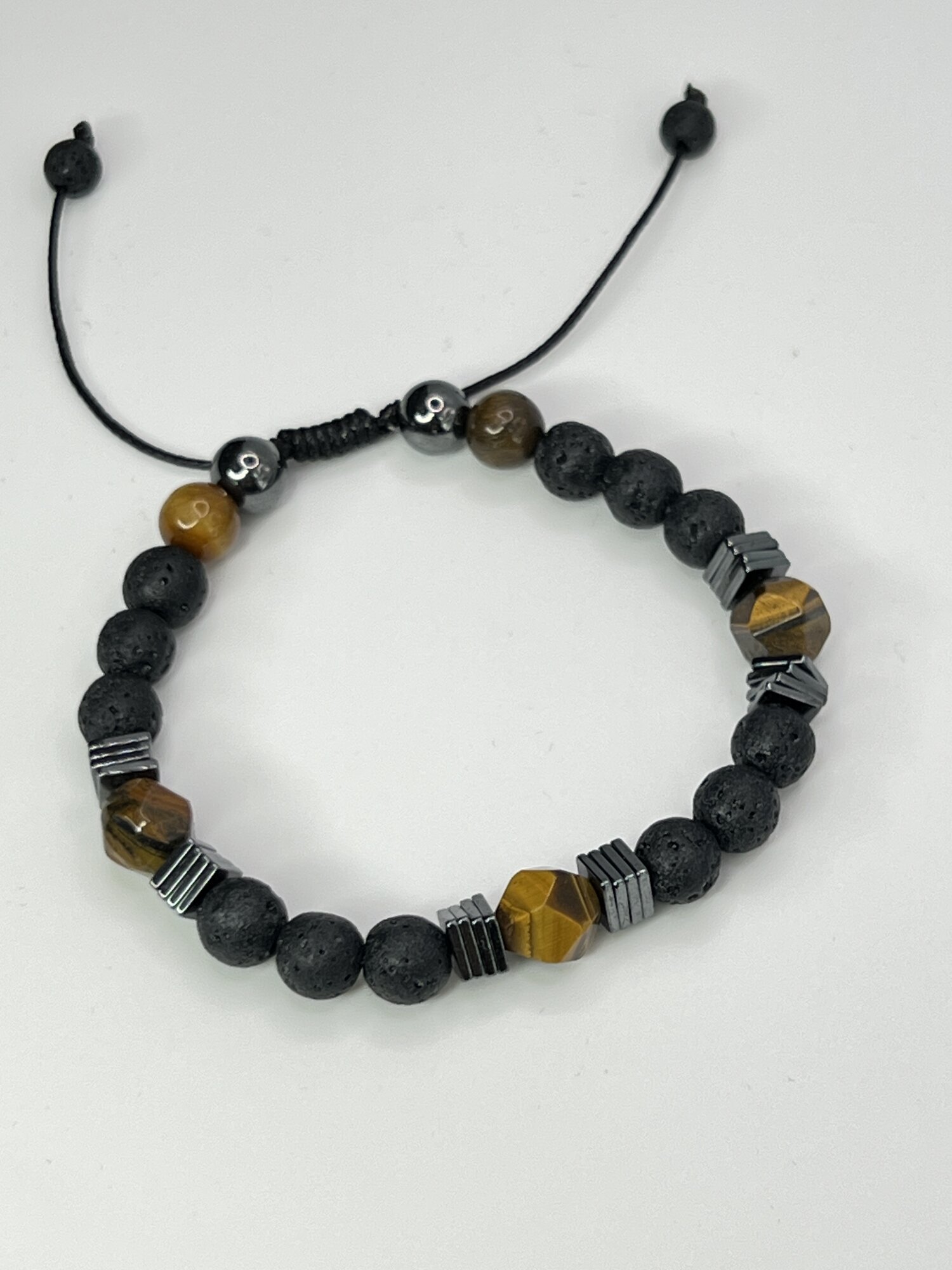 Браслет-нить