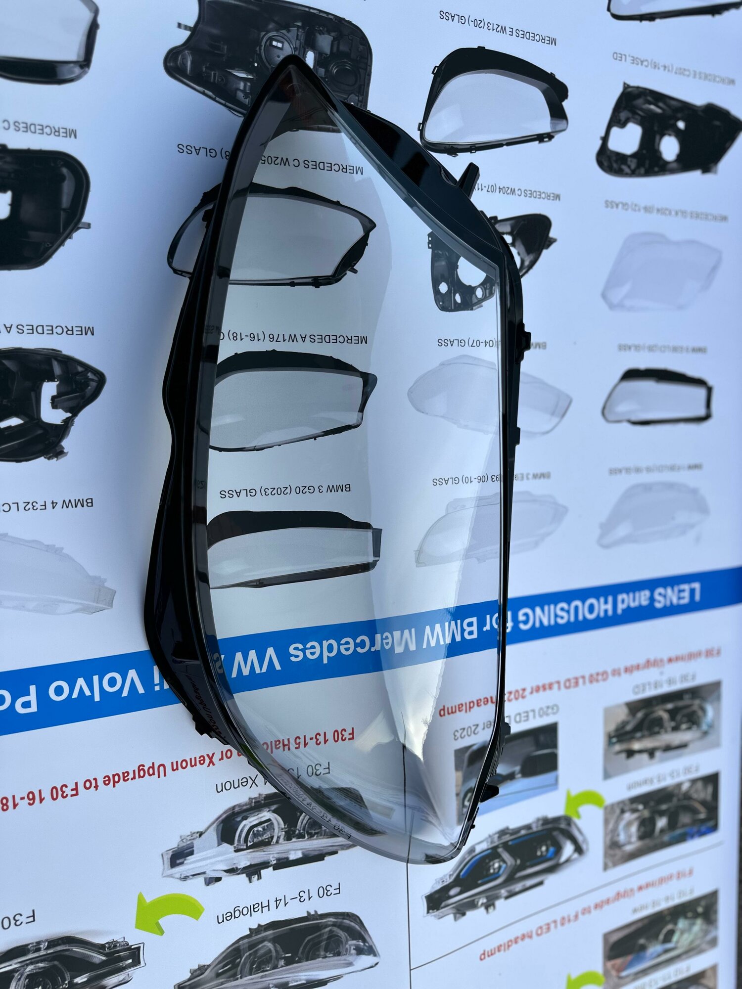 Стекло фары для Mercedes-Benz W205 Левое, стекло фары