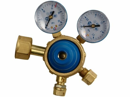 Редуктор кислородный БАМЗ БКО-50-4, баллонный, 2 манометра, черный