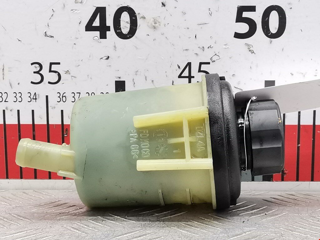 Бачок гидроусилителя Volvo V70 3 31302576 арт. 2132257