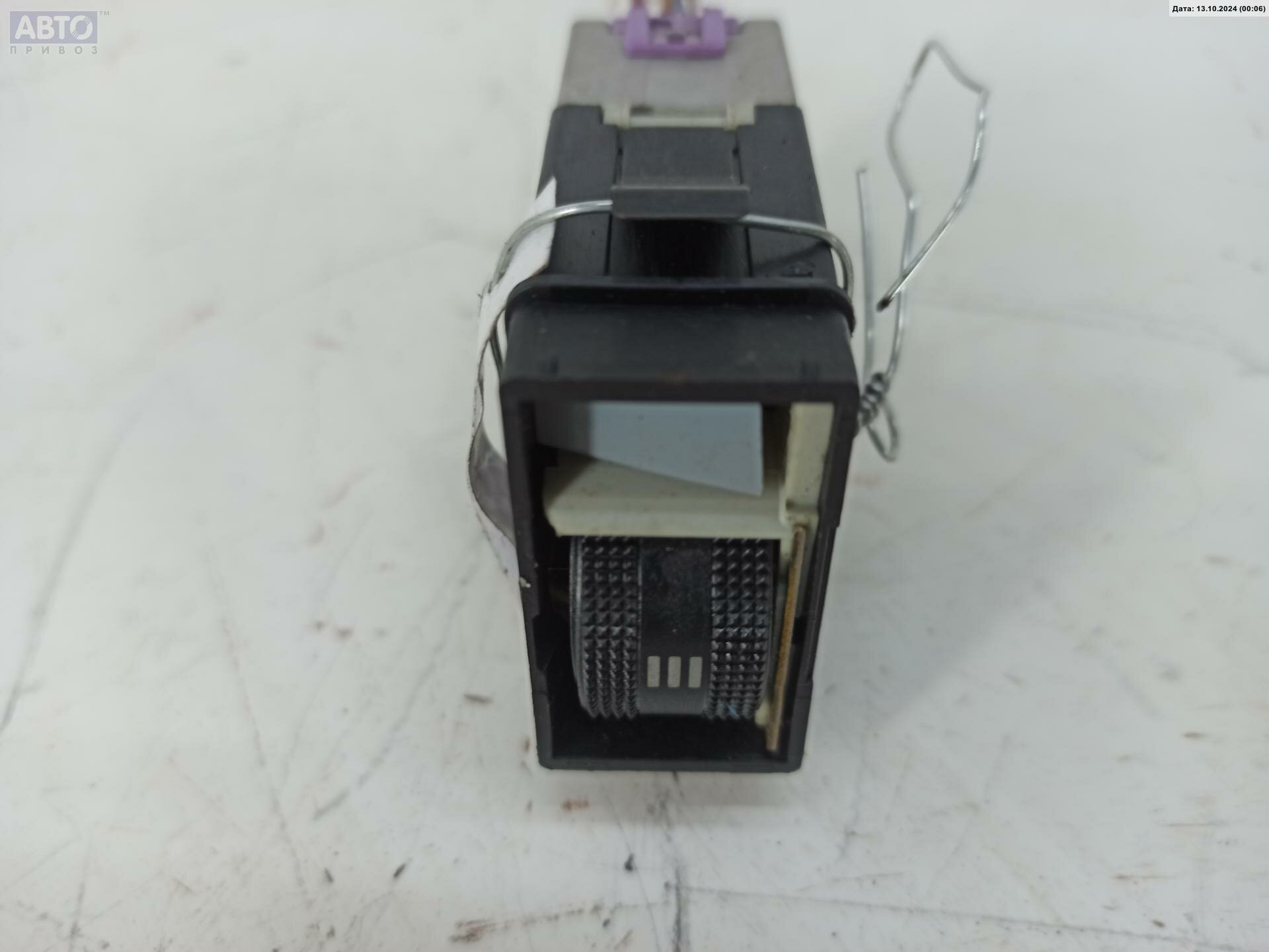 Кнопки управления прочие (включатель) Audi 80 B4 (1991-1996)