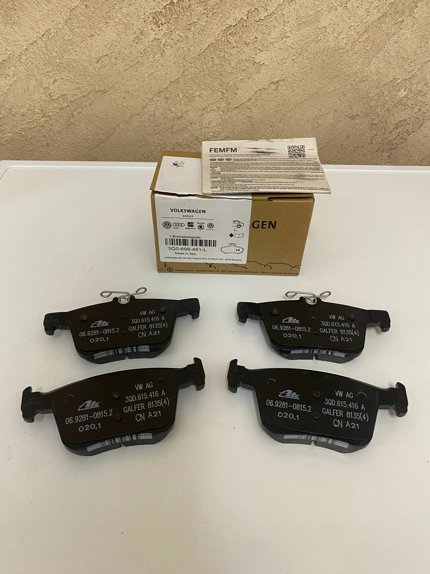 VAG (VW/Audi/Skoda/Seat) Колодки тормозные дисковые Задние, арт. 3Q0698451L