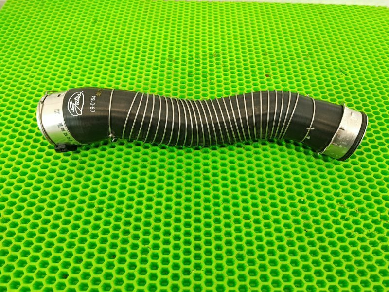 Патрубок интеркулера BMW X1 E84 2009-2015 090194