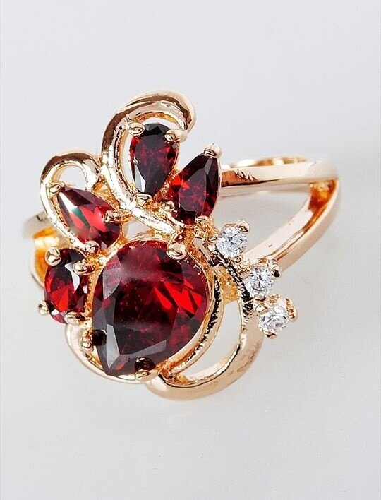 Кольцо, гранат