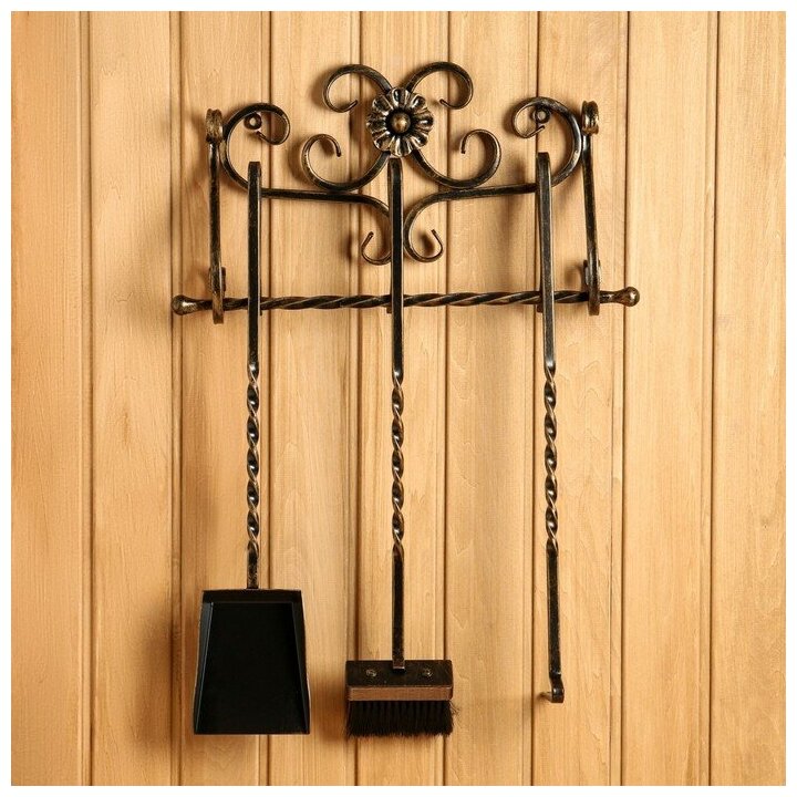Каминный набор «КН-6-5», 3 предмета: кочерга, совок, метёлка, настенный